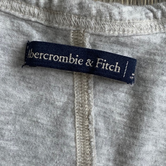 Abercrombie & Fitch | Tops | Abercrombie Fitch T Shirt | Poshmark